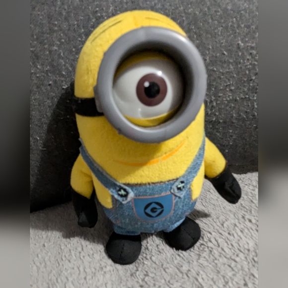 Toys | Stuart Minion Plush Minions Movie Exclusive Plastic Eye Piece 6 ...